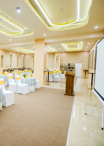 Best Hotel in Outer Ring Road, Bangalore | Bloom Hub - ORR Marathahalli